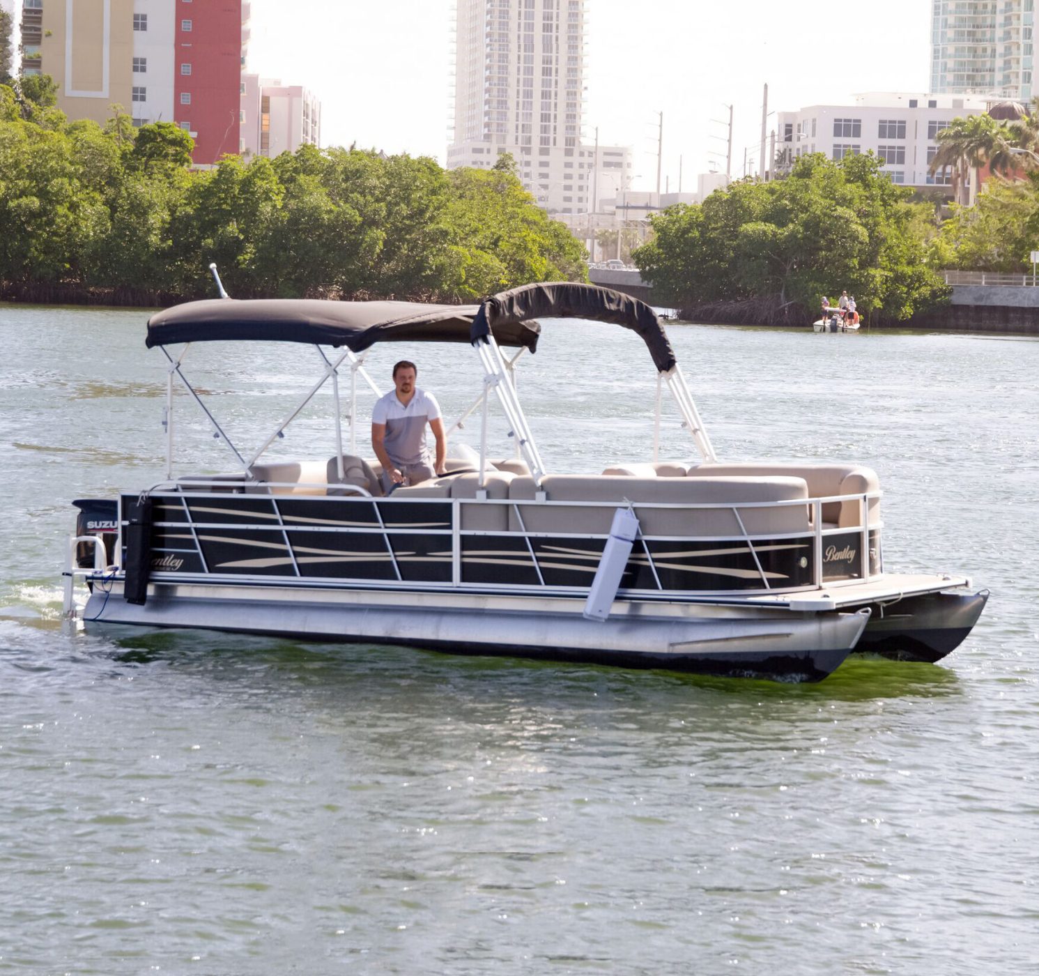 24 Feet Bentley Pontoon in Miami, FL | Miami Party Boat Rentals